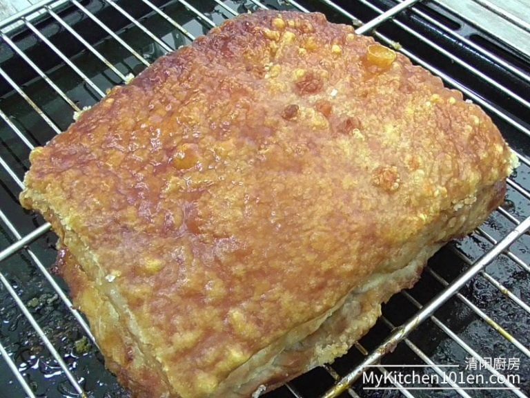 Crispy Oven-Roasted Pork Recipe - MyKitchen101en.com