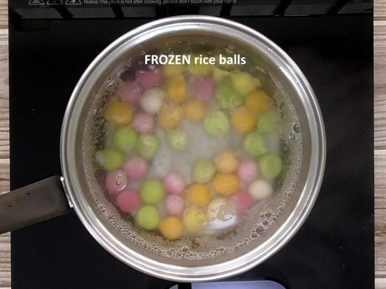 Natural 5-Colour Glutinous Rice Balls (Tang Yuan) - MyKitchen101en.com