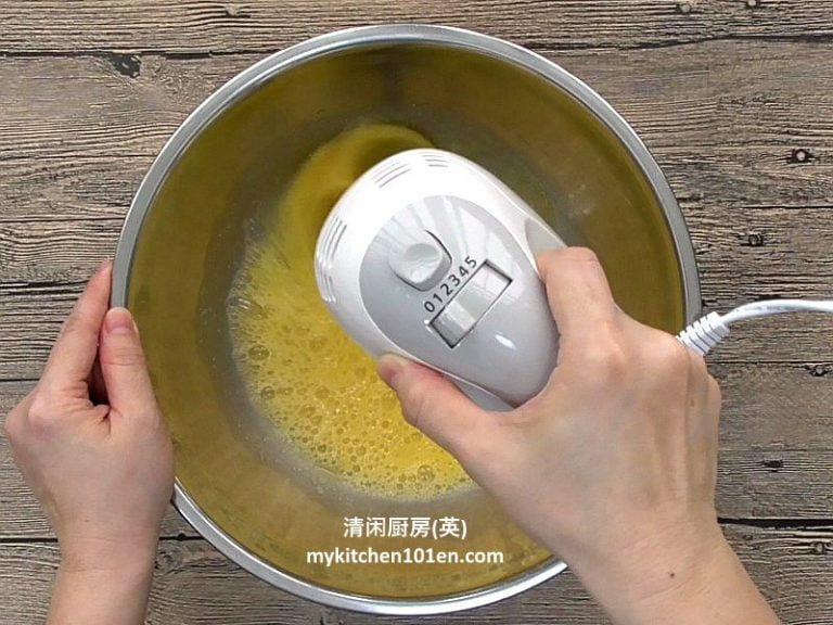 Chinese Steamed Egg Sponge Cakes (Ji Dan Gao)- Improved Recipe ...