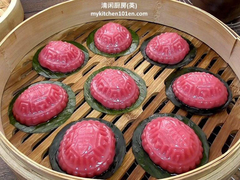 Natural Red Angku Kuih "Red Tortoise" (Sweet Mung Bean Angku ...