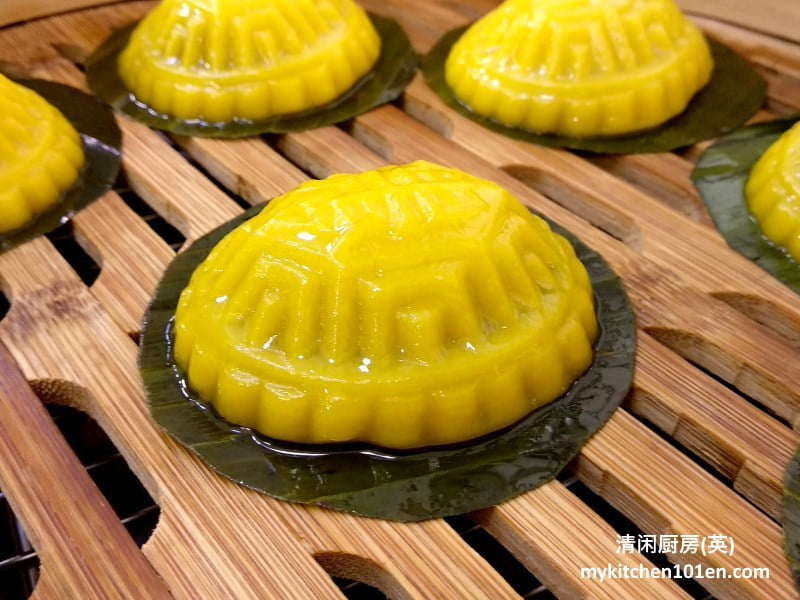 Delicious Golden Pumpkin Angku Kuih (Purple Sweet Potato Paste Angku ...