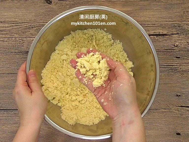 Delicious Sweet Taro Paste Puff-Made with Fresh Taro - MyKitchen101en.com