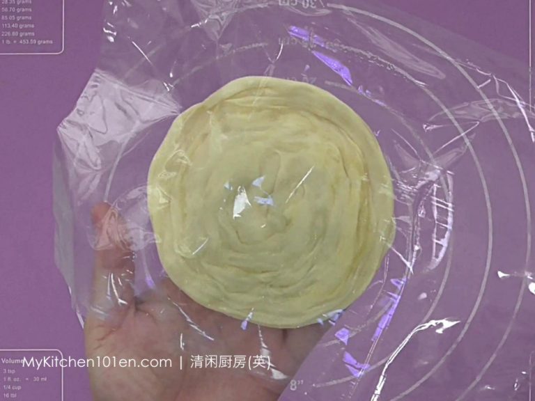 How to Make Crispy and Flaky Layered Paratha (Roti Canai, Flatbread ...