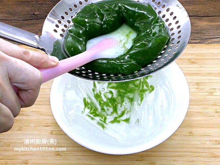 How to Make Cendol Jellies - MyKitchen101en.com