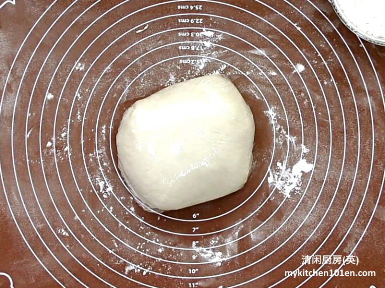 Beautiful Char Siew Pao/ Cha Shao Bao (BBQ Pork Chinese Steamed Bun ...