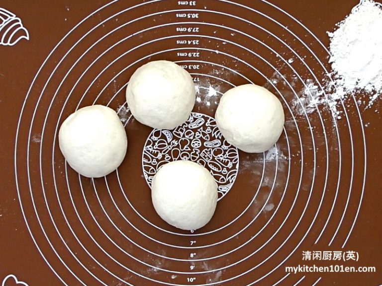 Tai Pao/Da Bao (Big Chinese Steamed Bun)- with Rich & Juicy Filling ...