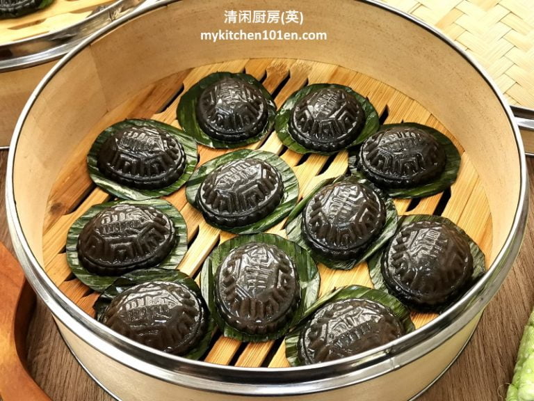 Black Sesame Angku Kuih with Rich Black Sesame Fragrance ...