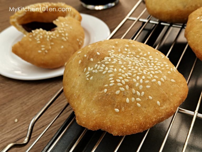 Ham Chim Peng (Fried Savory Dough) with Smooth Red Bean Filling - MyKitchen101en.com