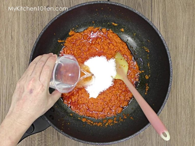 Traditional Peranakan Style Nyonya Acar Recipe - MyKitchen101en.com