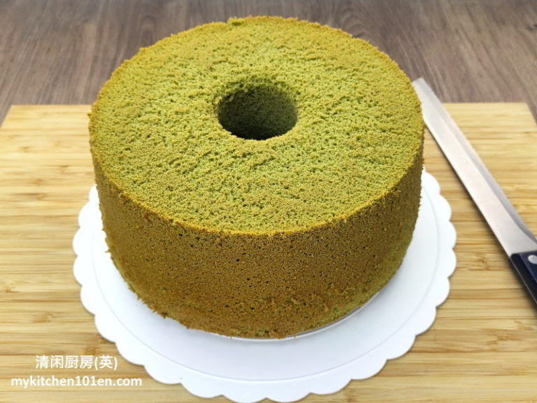 Soft Fluffy Matcha Chiffon Cake (Japanese Green Tea Chiffon)-A Must-Try ...