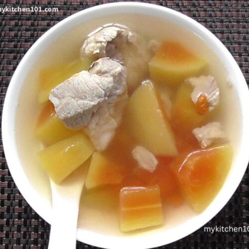 Delicious Green Papaya Soup - MyKitchen101en.com