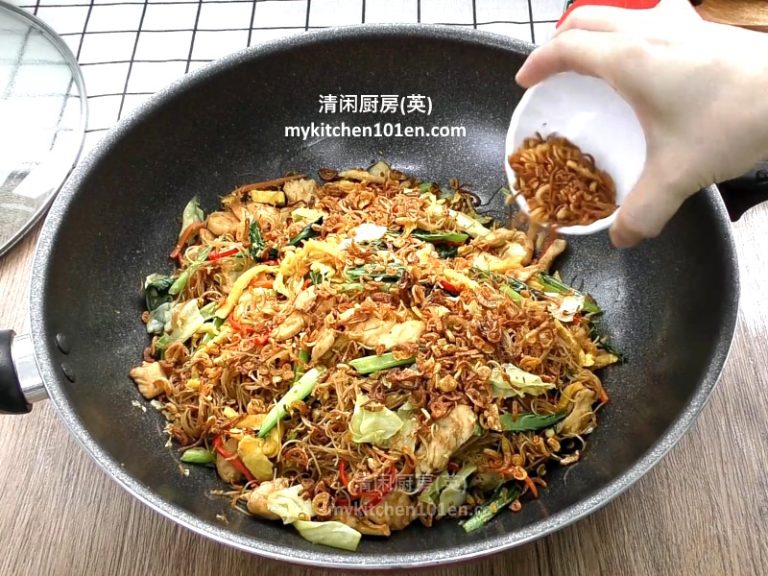 Comforting Homestyle Fried Mee Hoon (Bihun Goreng ala Rumah): A Taste ...